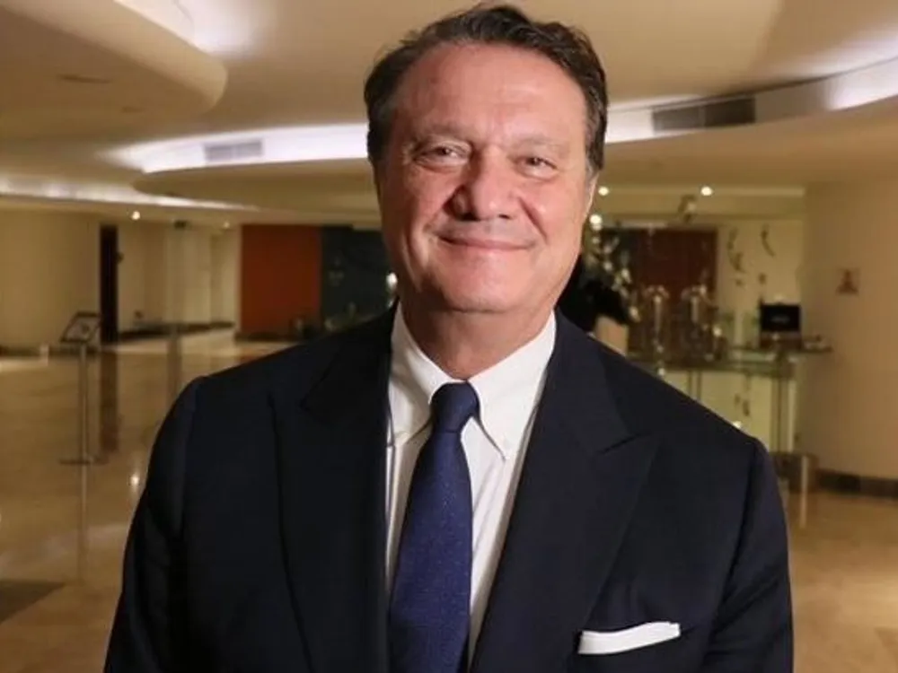 Beşiktaş kulübünün yeni başkanı Hasan Arat oldu - Dosya Haber